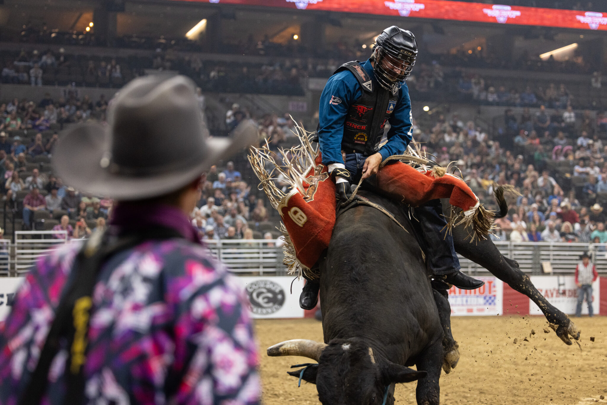 Eight seconds of glory, fame: CHI Health Center hosts River City Rodeo ...