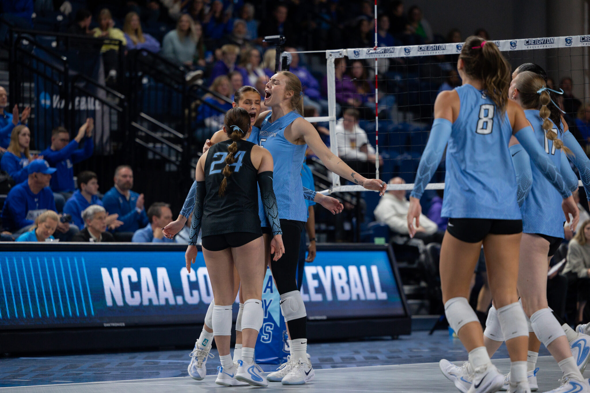 Creighton outlasts Bears in five to advance to Round of 32 – Creightonian